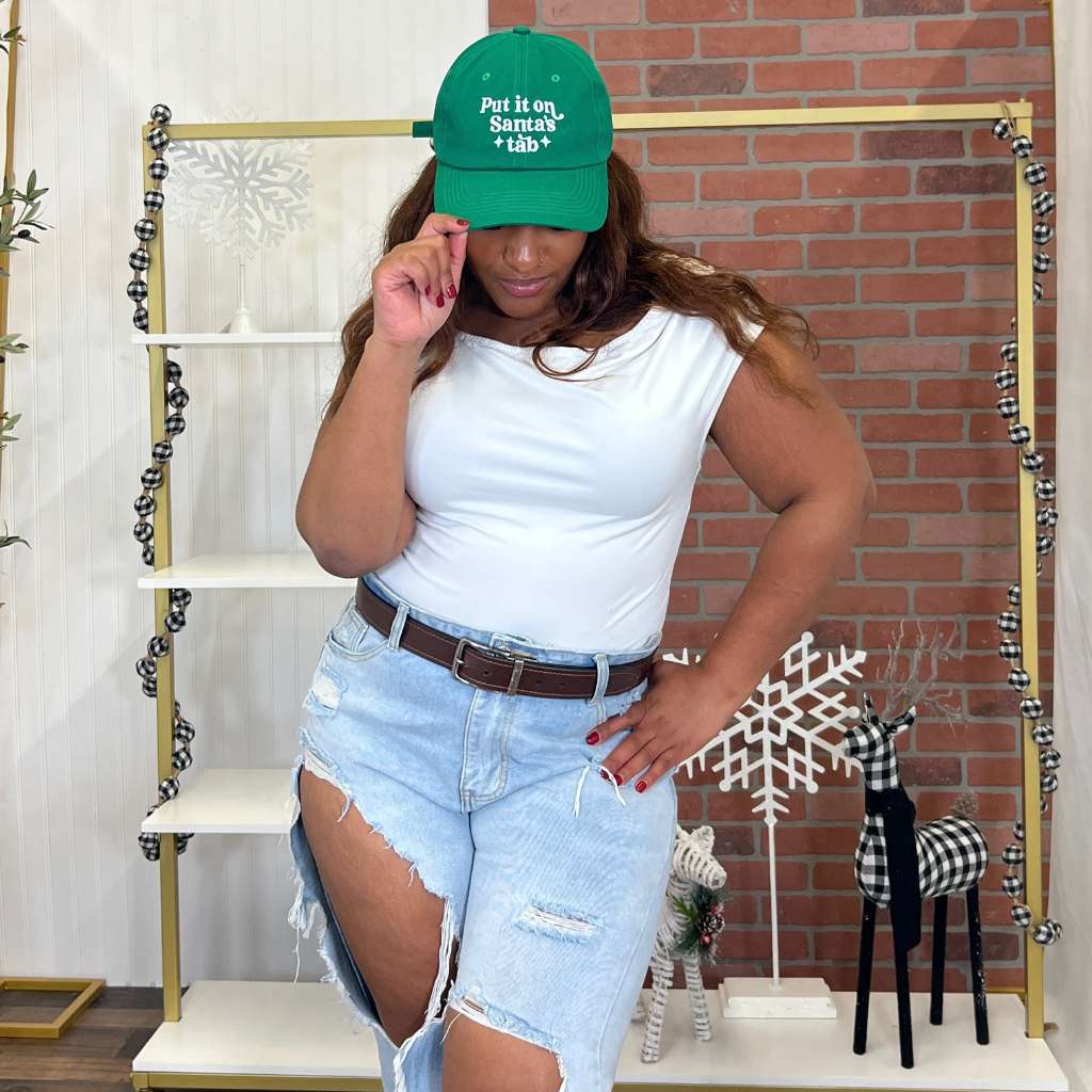 Tarshia: Your Hat-Loving Content Queen 🎥🧢 – DSY Lifestyle
